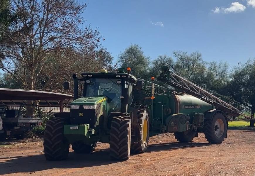 Data brings more freedom for farming family | nbn