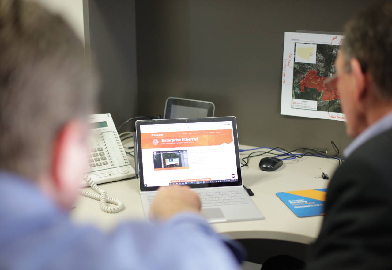 Supporting collaboration in a multi-site workplace | nbn